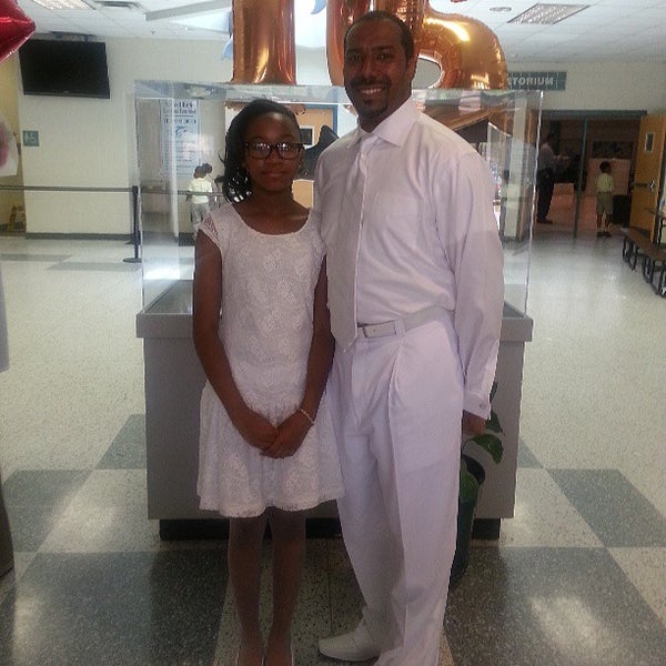 Narvie J Harris Traditional Theme School - 1 tip