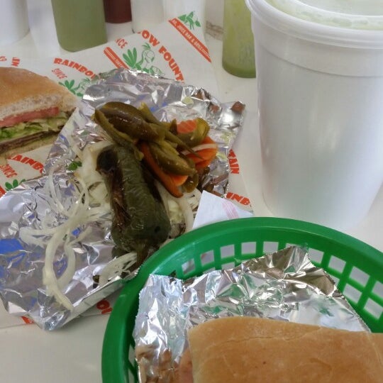 Rainbow Fountain Tortas - 4 tips