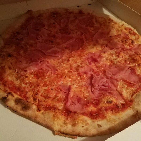 UFO Kebab and Pizza - Fast Food Restaurant