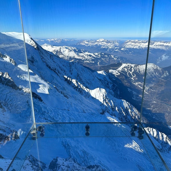 Step into the Void (Le Pas dans le Vide) - Chamonix Mont-Blanc ...