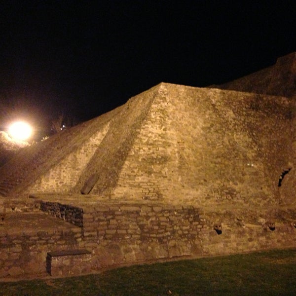 Zona Arqueológica de Tenayuca - Tlanepantla de baz, México