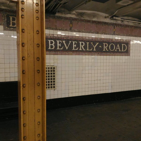MTA Subway - Beverly Rd (2/5) - Metro Station in Brooklyn