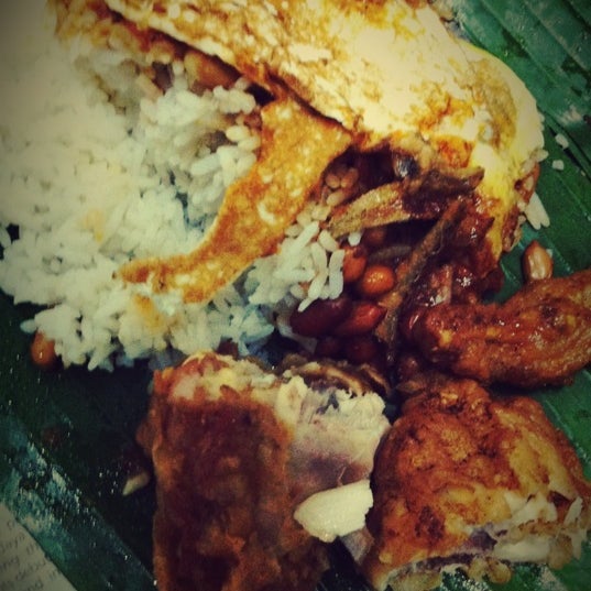 Nasi Lemak Berkeley - Food Court in Klang