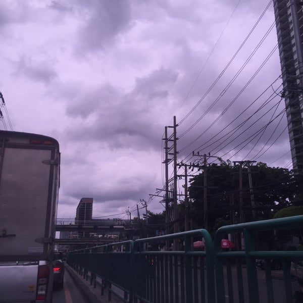 Photos at Charn Issara Tower II (อาคารชาญอิสสระ ทาวเวอร์ 2) - Structure