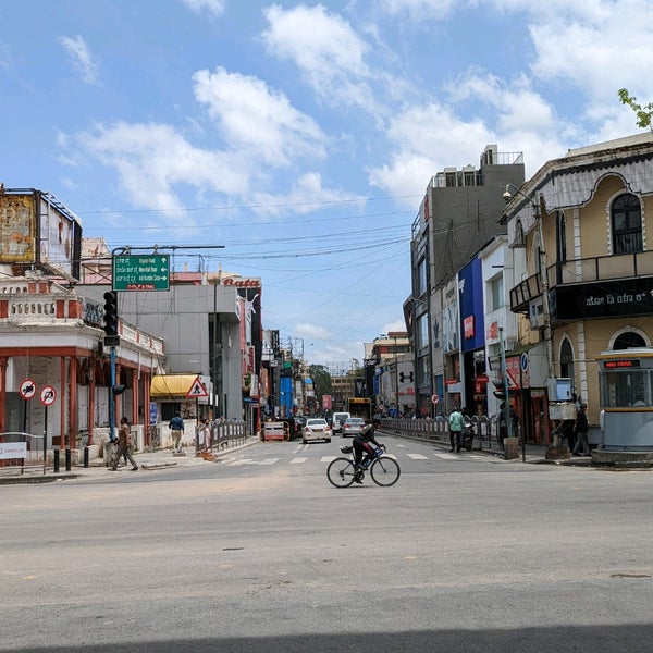 M.G Road Boulevard - 4 tips from 598 visitors