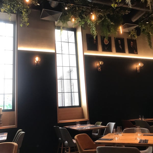 Food Lab Restaurant - Staré Město - 31 tips from 485 visitors