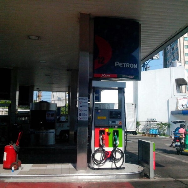 Petron - Gas Station in Mandaluyong