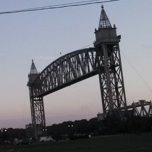 Train Bridge - Bridge in Buzzards Bay