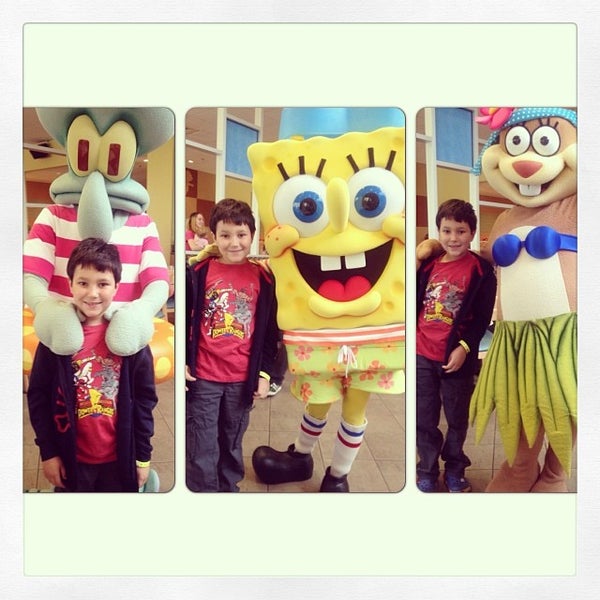 Photos at Nickelodeon Suites Resort Nicktoons Café (Now Closed ...