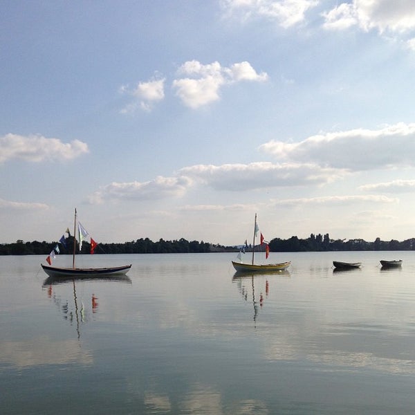 Base nautique lery-poses - Lake