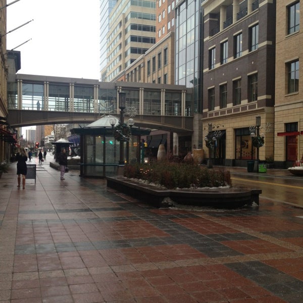 Bus Stop 9th & Nicollet [Target] - Bus Station in Downtown West