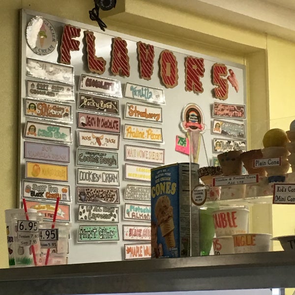 Photos at Lighthouse Ice Cream & Yogurt - Ice Cream Parlor in Ocean Beach