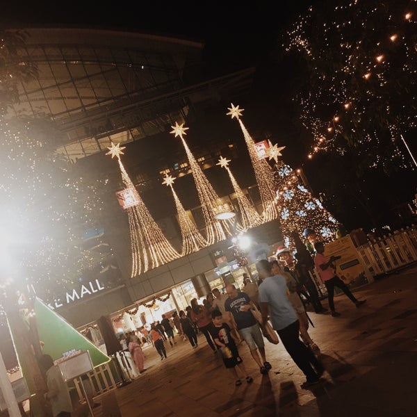 "The New World" Gate - Monument in Central Region