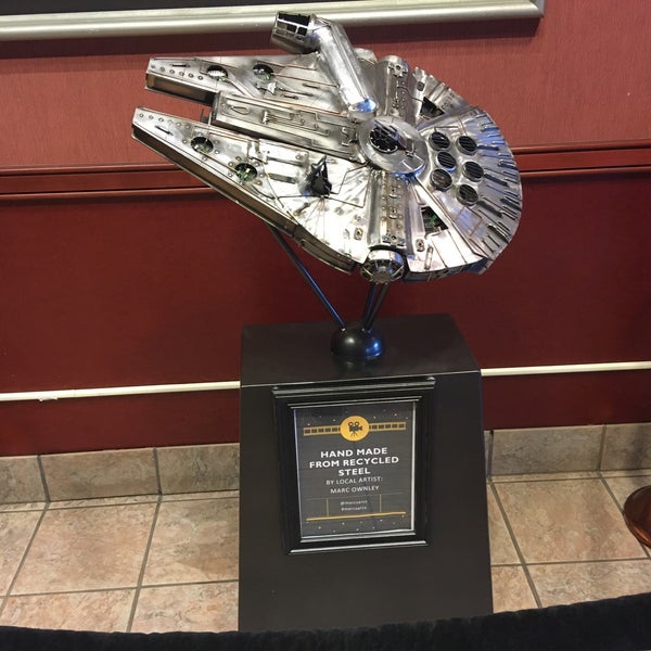 Marcus Ridge Cinema - New Berlin - 31 tips from 6286 visitors