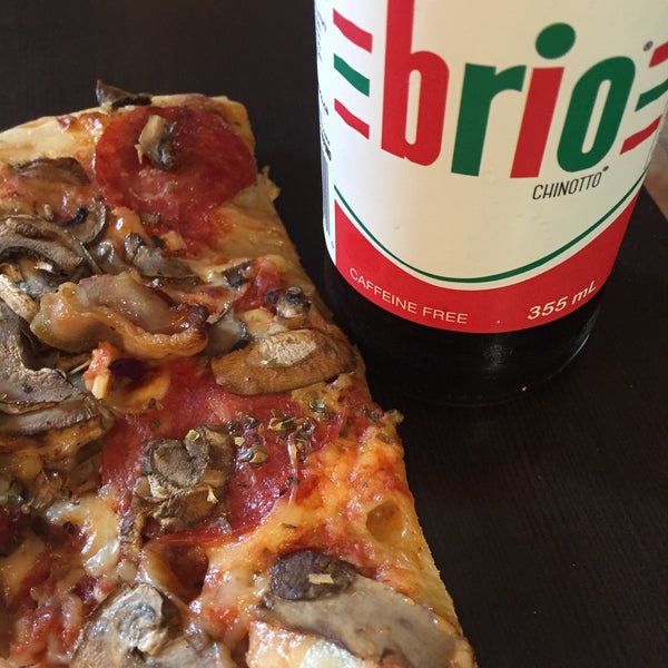 Pizzaiolo Gourmet Pizza - Pizzeria in Entertainment District