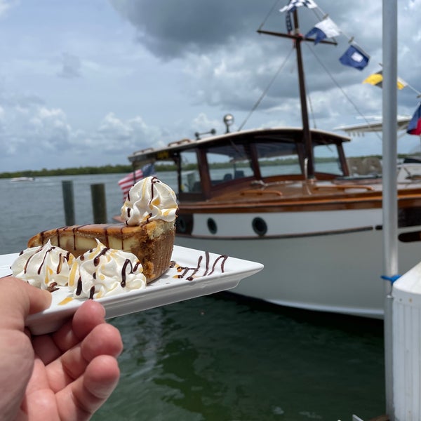 Snook Inn - American Restaurant in Marco Island