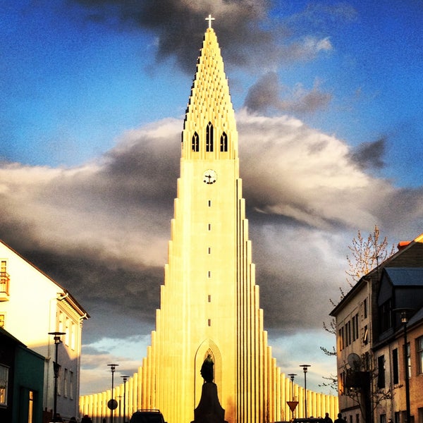 Hallgrímskirkja - Church in Reykjavík