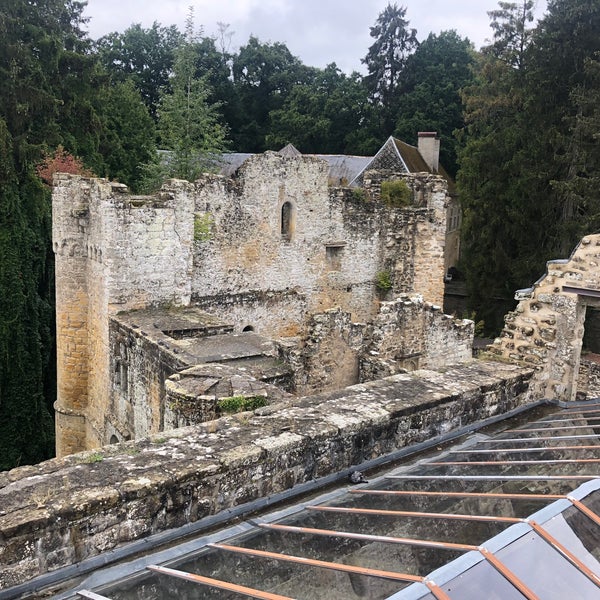Le Château de Beaufort - Castle