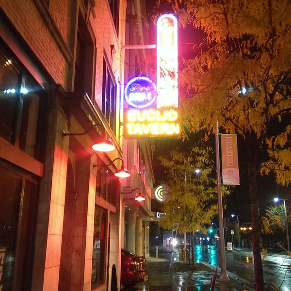 Happy Dog @ Euclid Tavern (Now Closed) - University Circle - 11625 ...