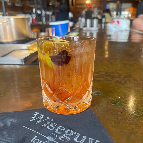 Wiseguy Lounge - Over-The Rhine - 3 tips