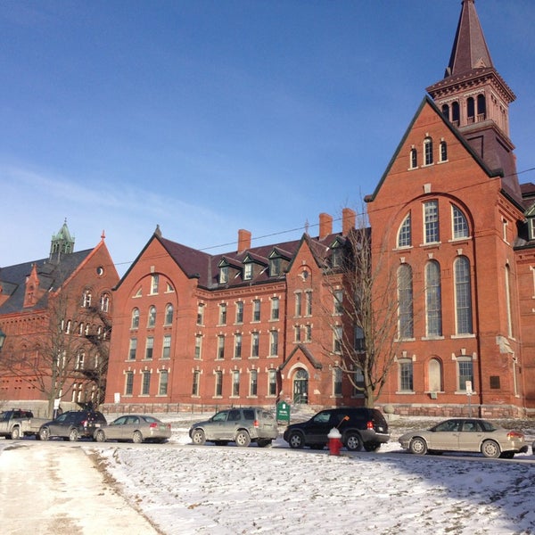 Williams Hall - S Prospect St