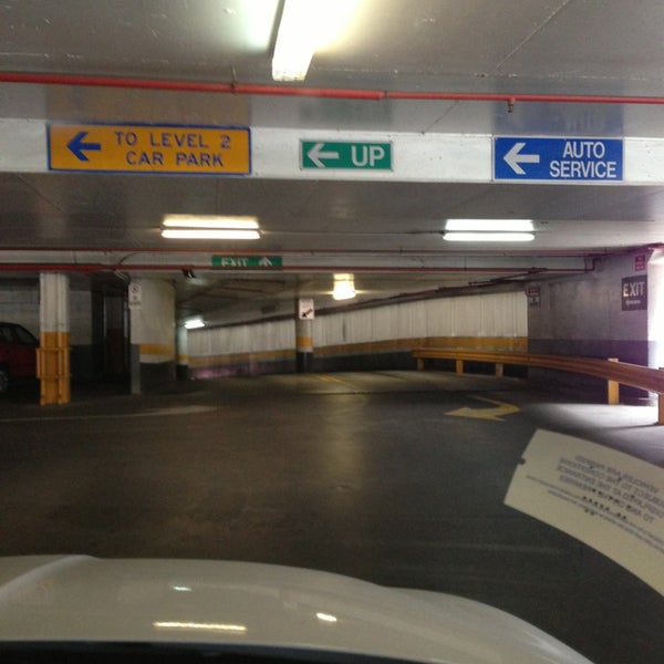 Footscray Plaza - 1 tip from 208 visitors