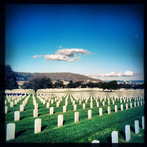 Golden Gate National Cemetery - Cemetery in San Bruno