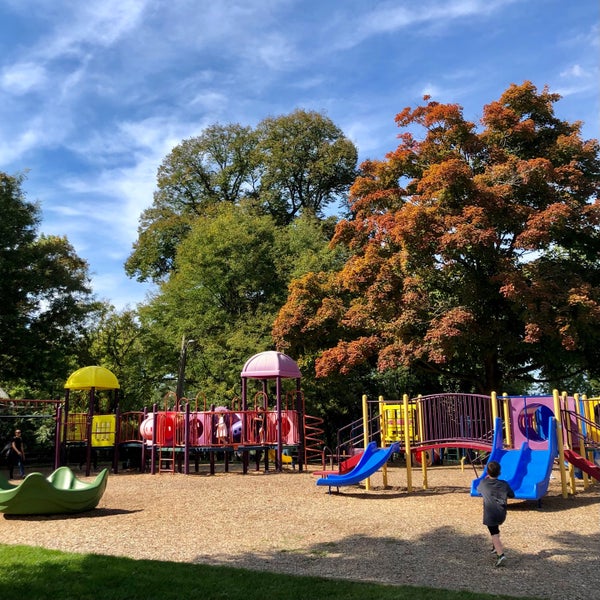 Miles Park - Lafayette Hill, PA