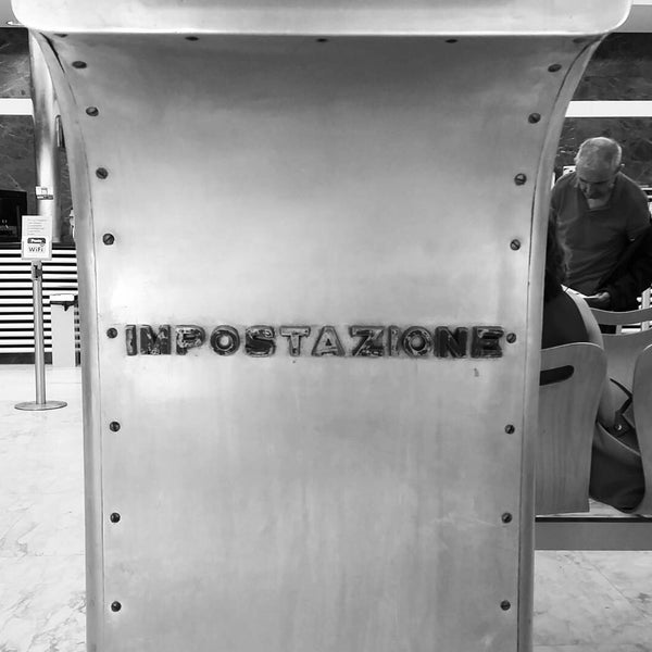 Poste Italiane - Via Marmorata, 4