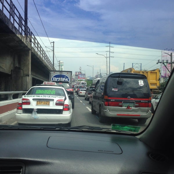 Photos at EDSA - Kamuning Flyover - Pinyahan - Quezon City, Quezon City