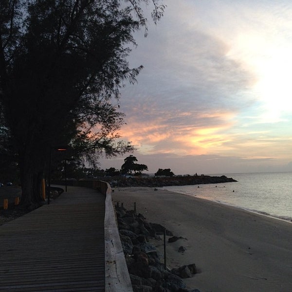 Parque Colon - Park in Aguadilla