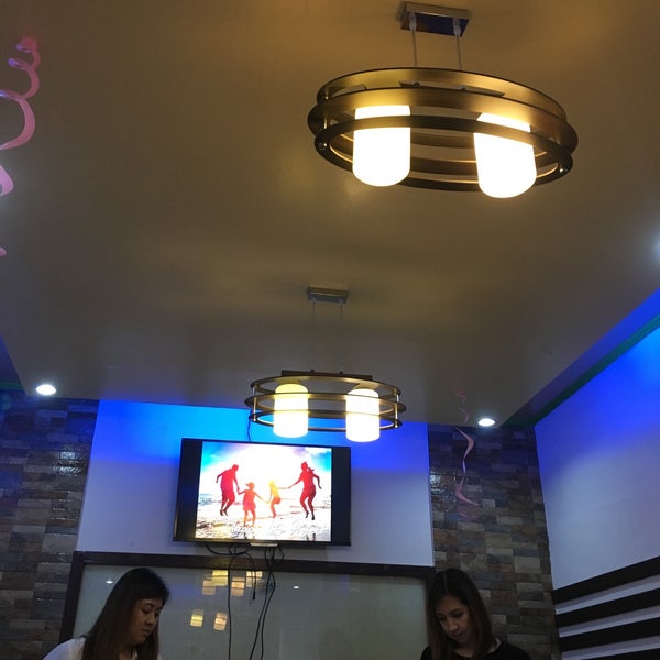 Orbits Pizza Place - 3 tips