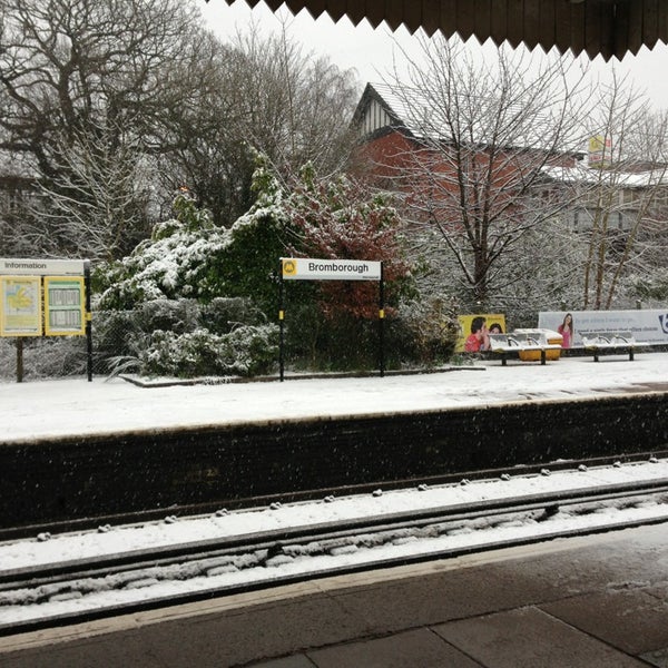 Bromborough Railway Station (BOM) - Rail Station