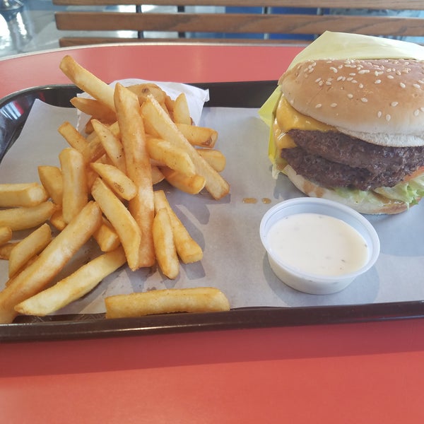 Jasper's Giant Hamburgers - 6720 Madison Ave