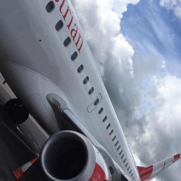 Gate 8 - Airport Gate