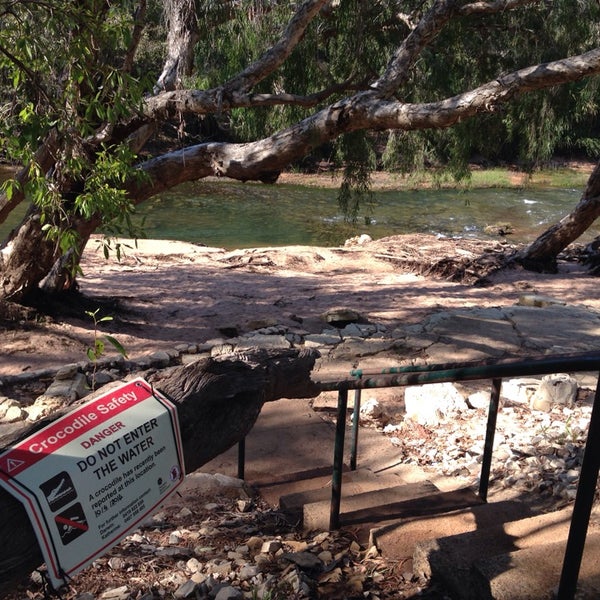 Low Level Caravan Park - 20 Shadforth Rd