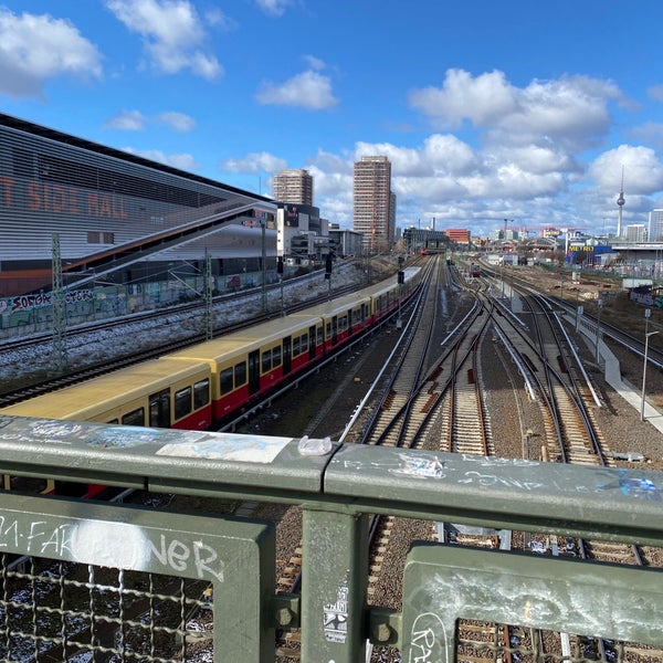 Warschauer Brücke - Bridge in Berlin