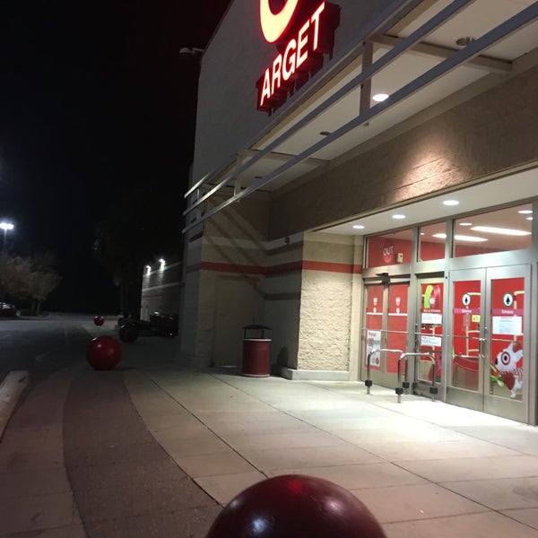 Target - Big Box Store in Mary Esther