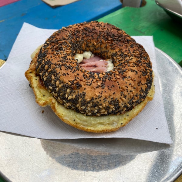 Remedy Cafe - Café in Strathcona