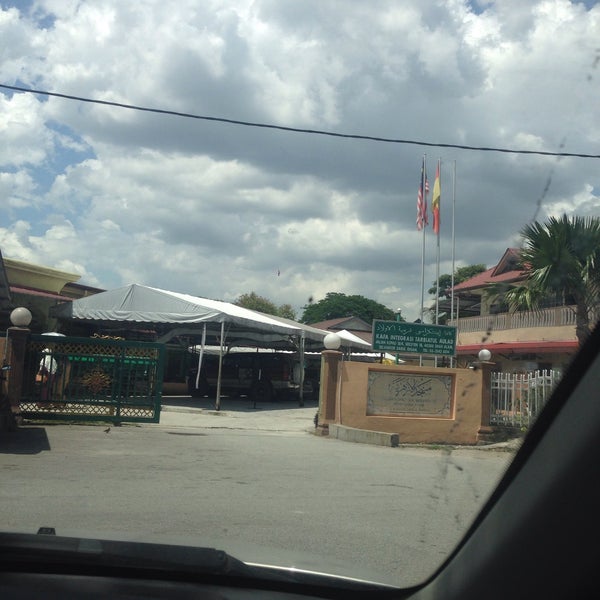 Photos at Masjid Al-Azhariah - Mosque