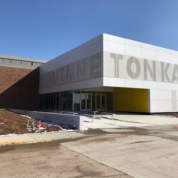 Winnetonka High School - 5815 NE 48th St