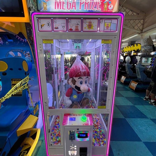 Playland Arcade - Downtown Santa Monica - 350 Santa Monica Pier