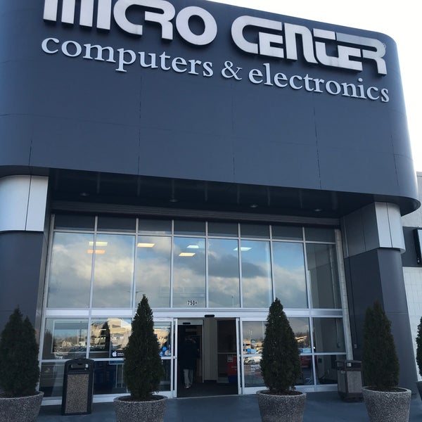 Microcenter Logo