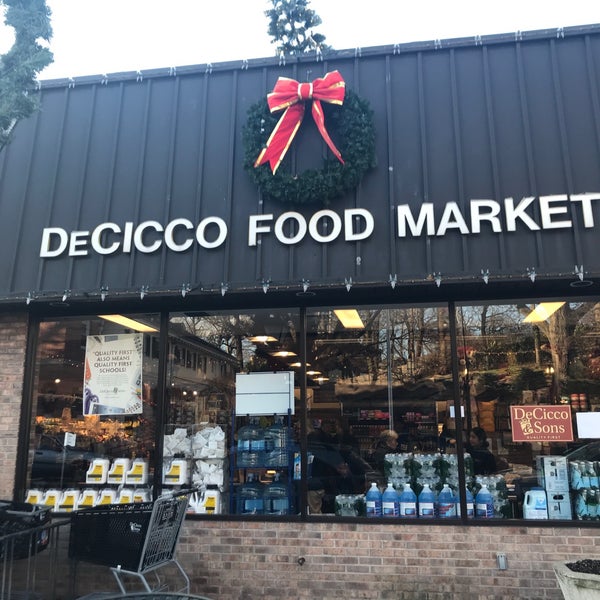 DeCicco Food Market - 13 tips from 412 visitors