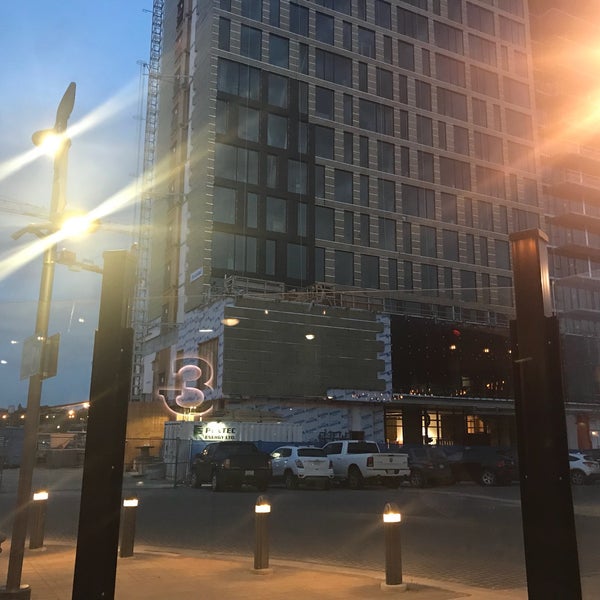 State & Main Kitchen & Bar - Restaurant in Saskatoon