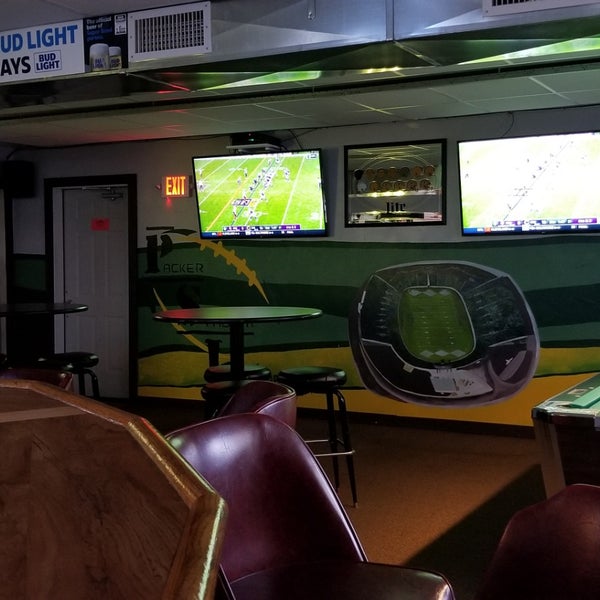 Packer Stadium Lounge - Dive Bar in Brown