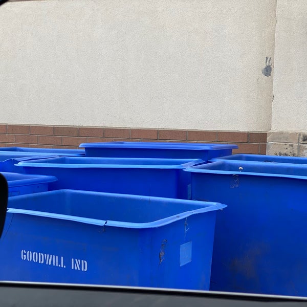 Goodwill Stapleton - Stapleton - 2 tips