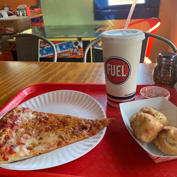 Fuel Pizza Cafe - Pizzeria in Charlotte