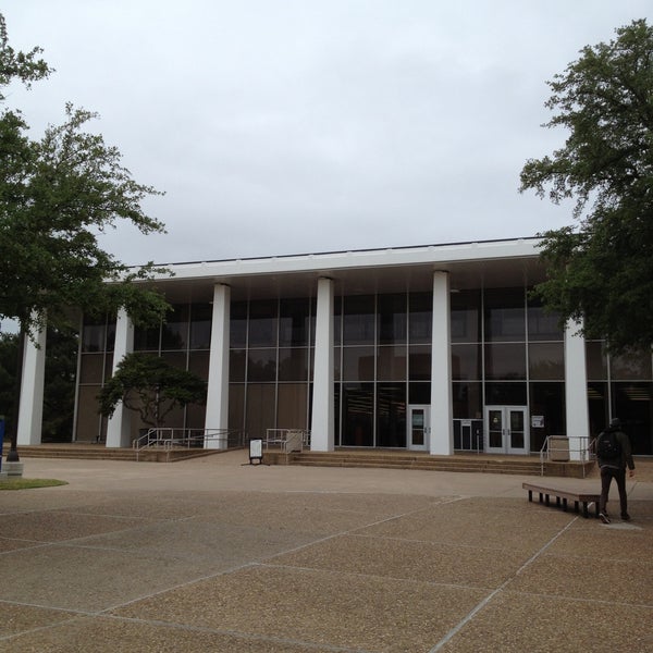 TCC Library - College Library in Fort Worth