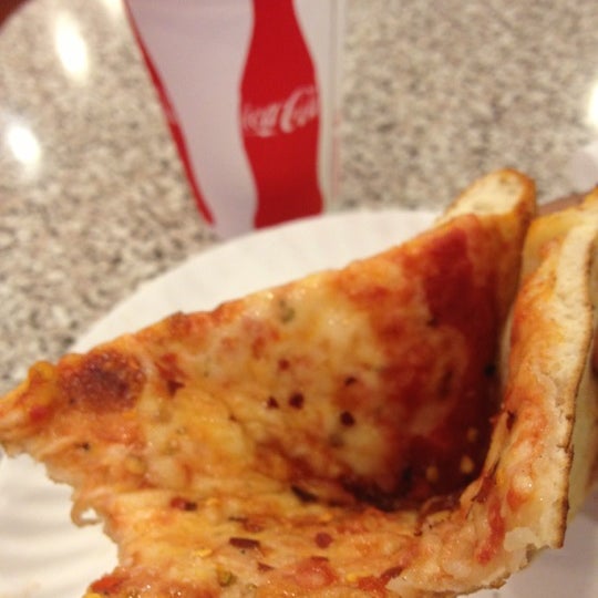 Photos at Rosella's Pizzeria - Financial District - 50 tips